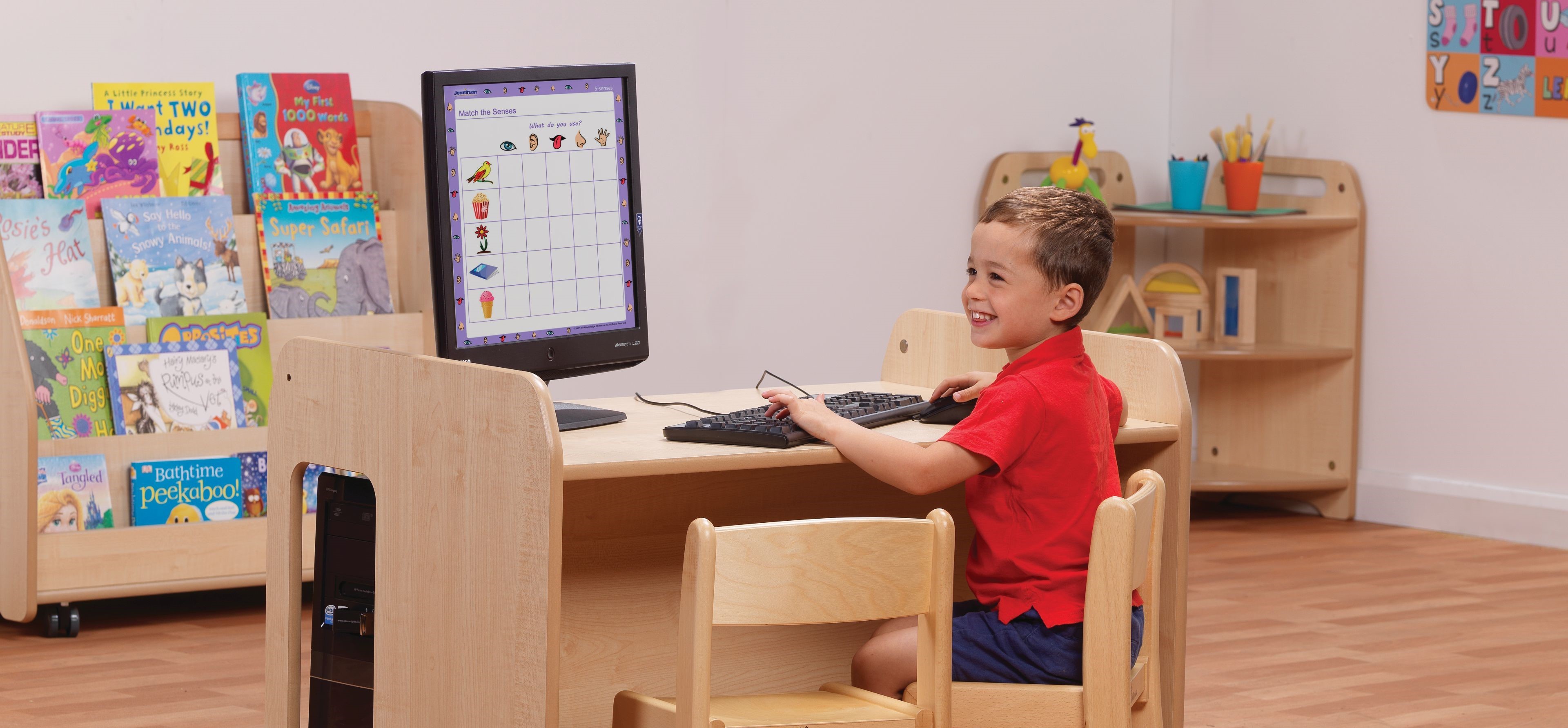 How to Balance Screen Time and Outdoor Play for Children! | Pentagon Play