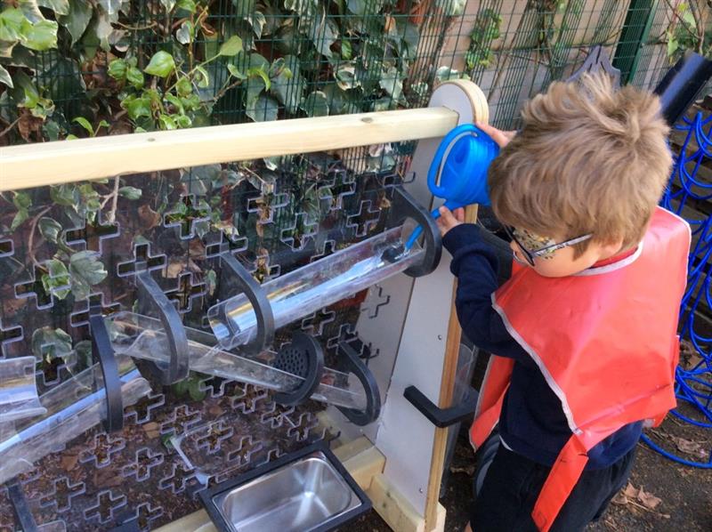 Outdoor Freestanding Water Wall For EYFS | Pentagon Play