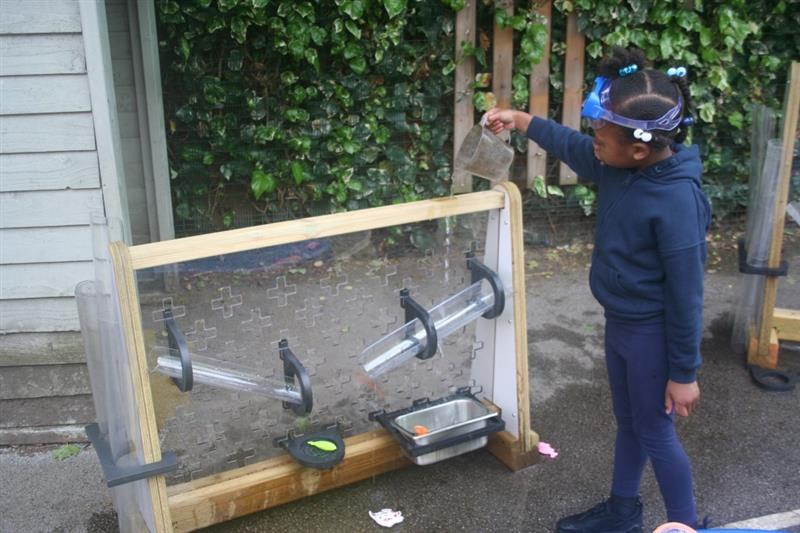 Mini Water Wall For Nursery and EYFS | Pentagon Play