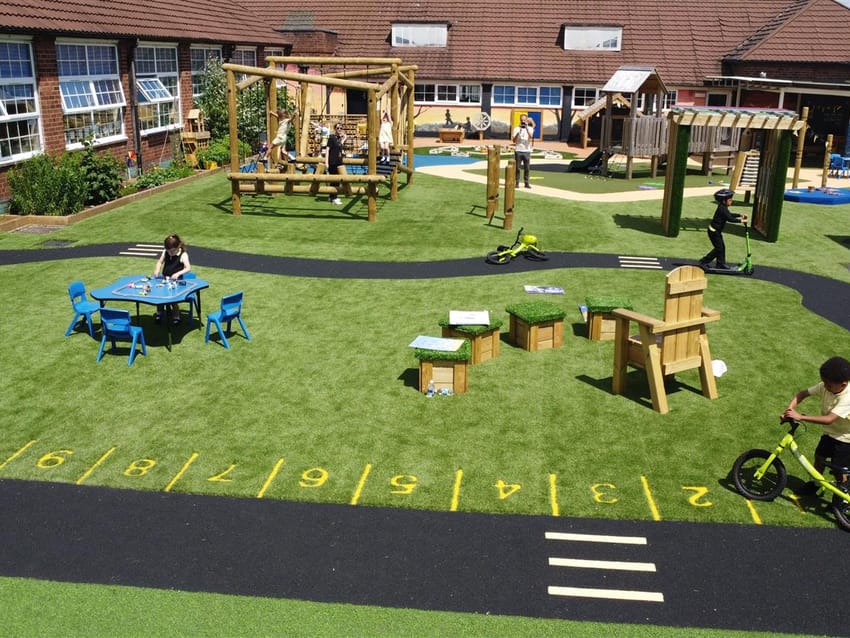 Transforming Warren Farm Primary School's EYFS Playground! | Pentagon Play