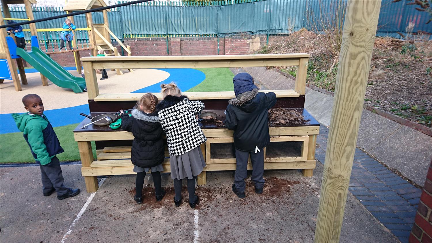 Greenfield Primary's New EYFS Learning Environment | Pentagon Play
