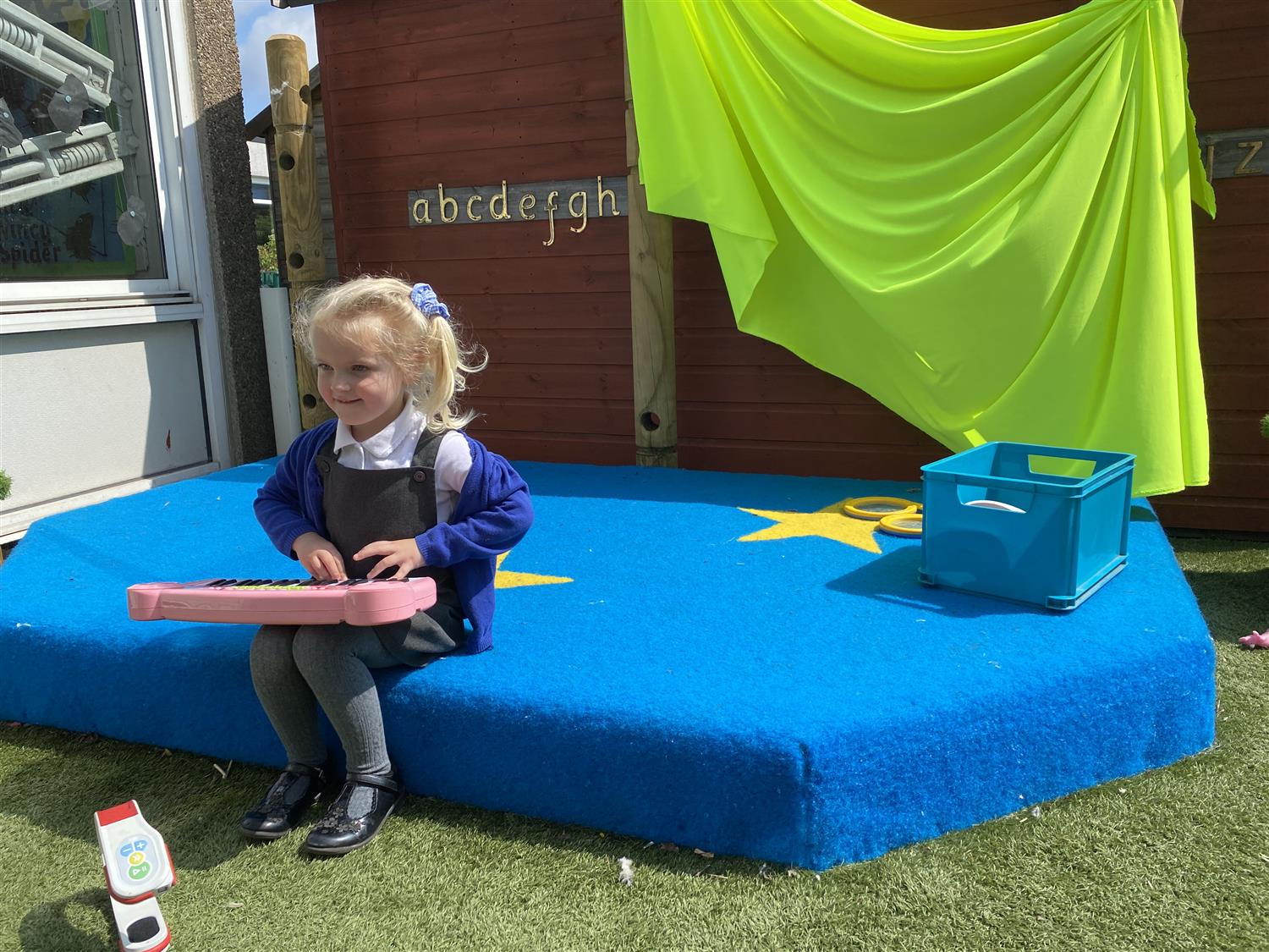 Brinsworth Whitehill Primary School's EYFS Play Space | Pentagon Play