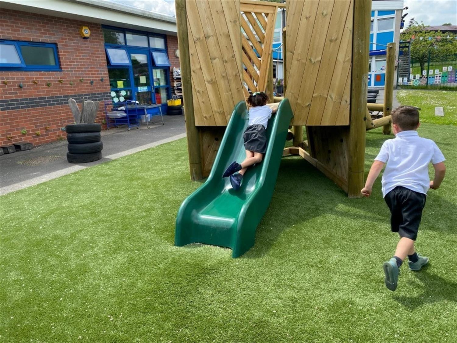 Ribble Drive's Fitness, Teamwork and Friendship Remodel! | Pentagon Play