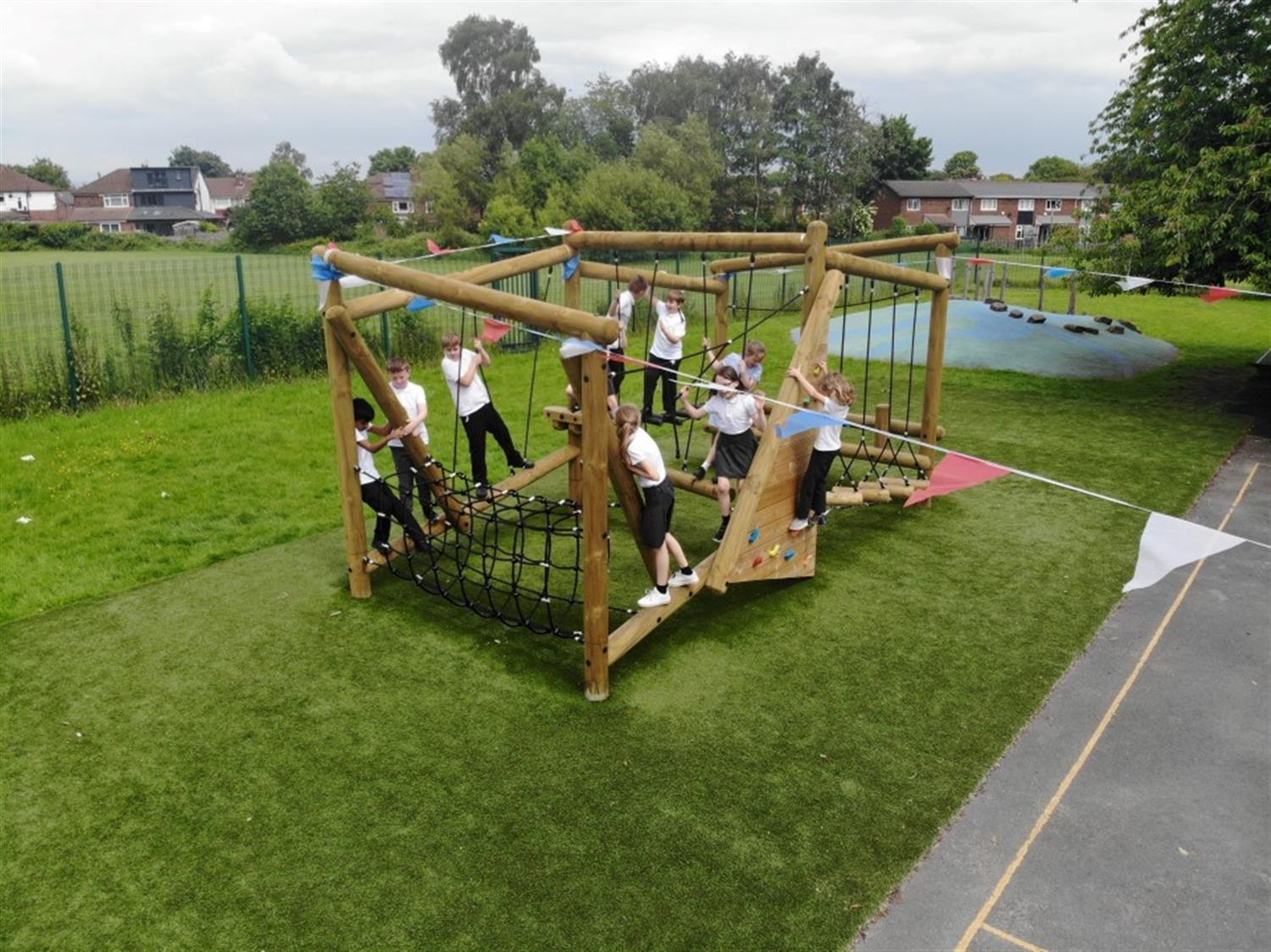 Ribble Drive's Fitness, Teamwork and Friendship Remodel! | Pentagon Play