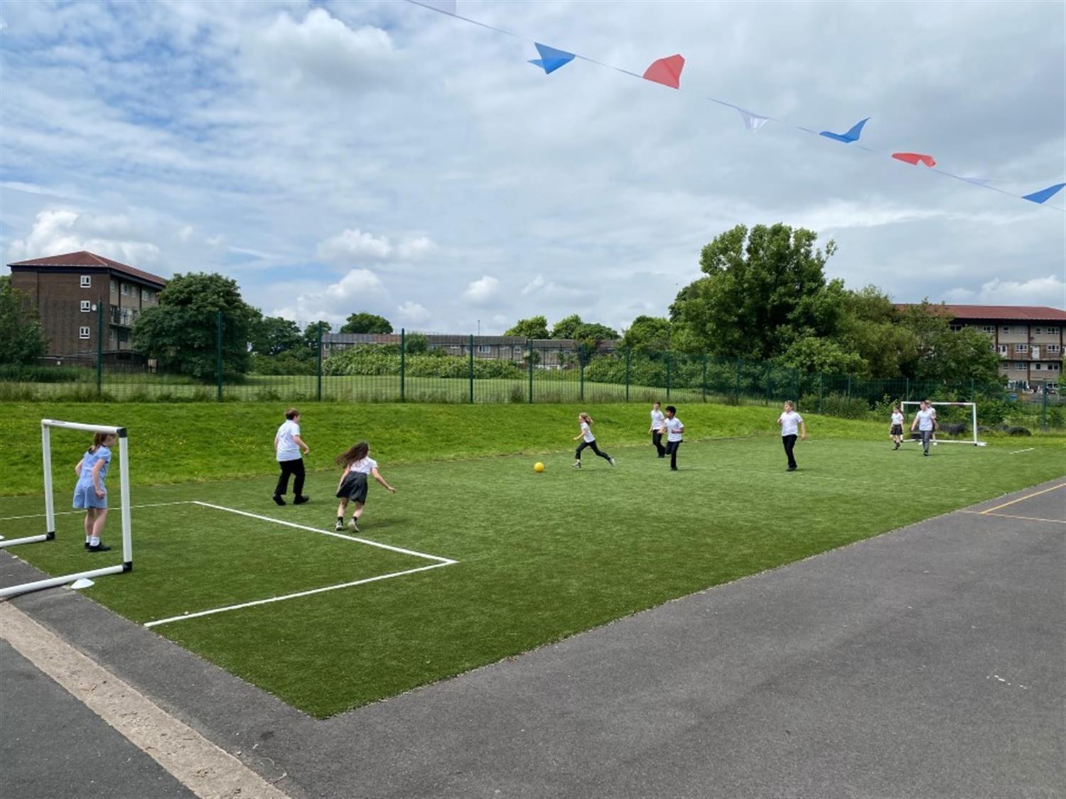 Ribble Drive's Fitness, Teamwork and Friendship Remodel! | Pentagon Play