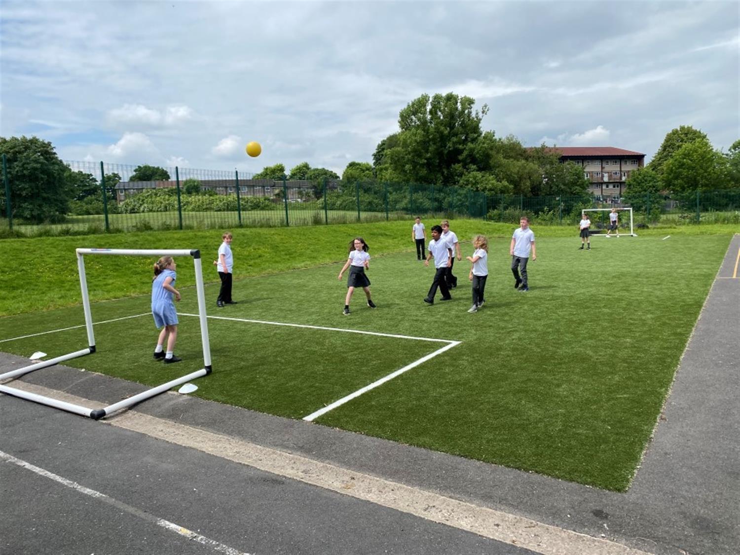 Ribble Drive's Fitness, Teamwork and Friendship Remodel! | Pentagon Play