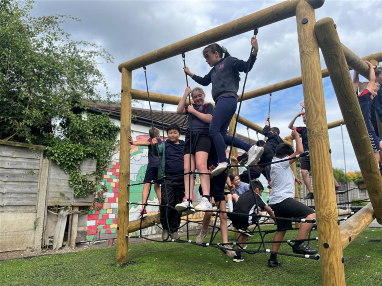 A Fantastic Physical Environment for Woodheys Primary School | Pentagon ...