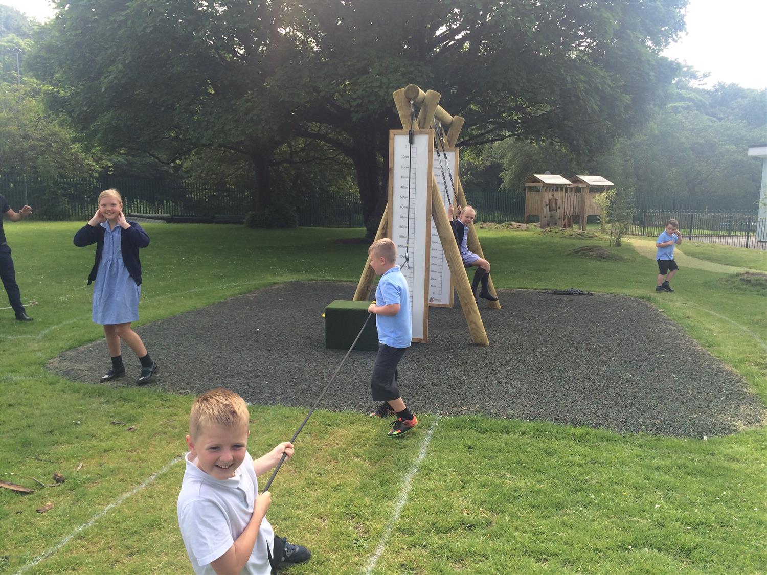 Peel Hall School's Outdoor Science Experiment | Pentagon Play