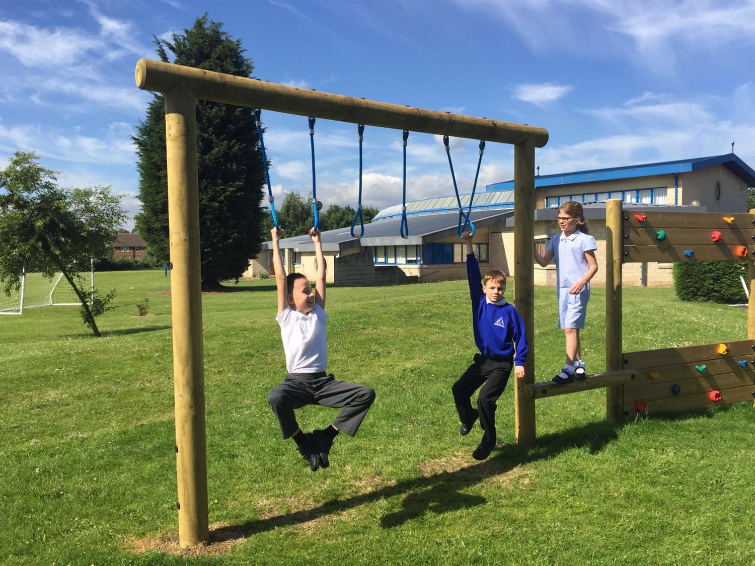 Eton Park School's Trim Trail Challenge | Pentagon Play