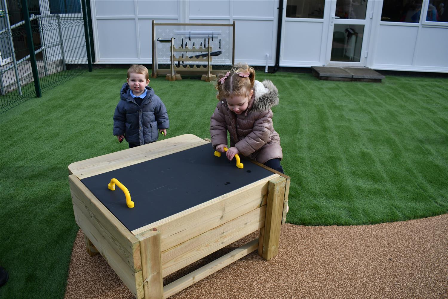 Playground Refurbishment For New Hutte Neighbourhood Centre | Pentagon Play