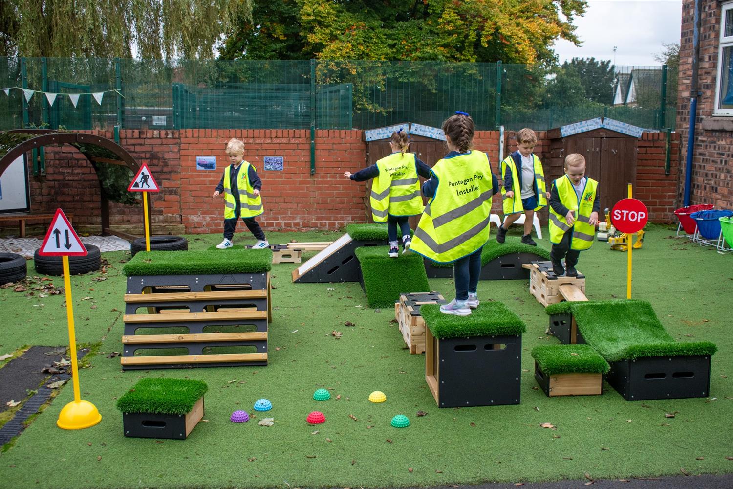 Exclusive Online Shop Package Transforms Winwick CE Primary | Pentagon Play