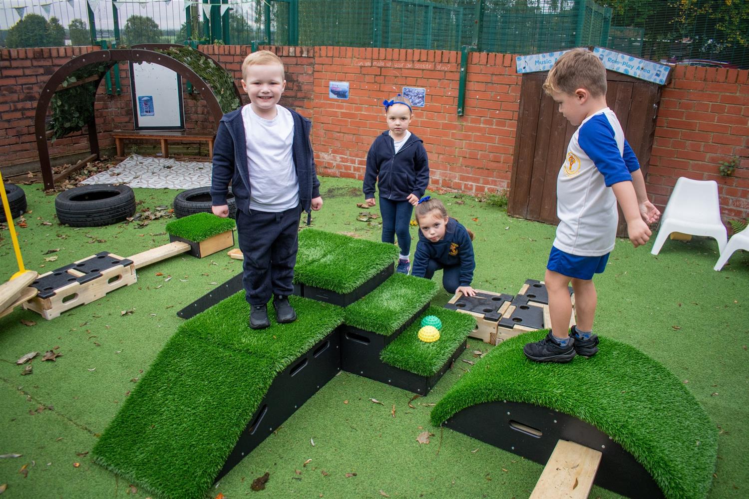 Exclusive Online Shop Package Transforms Winwick CE Primary | Pentagon Play