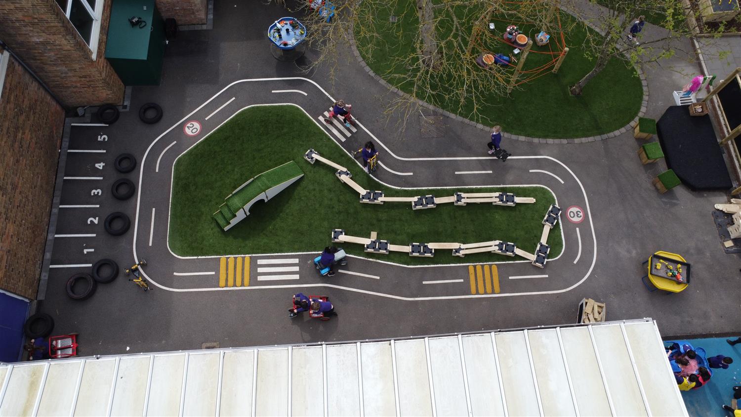 Alwoodley Primary's EYFS Play Spaces Get a Makeover! | Pentagon Play