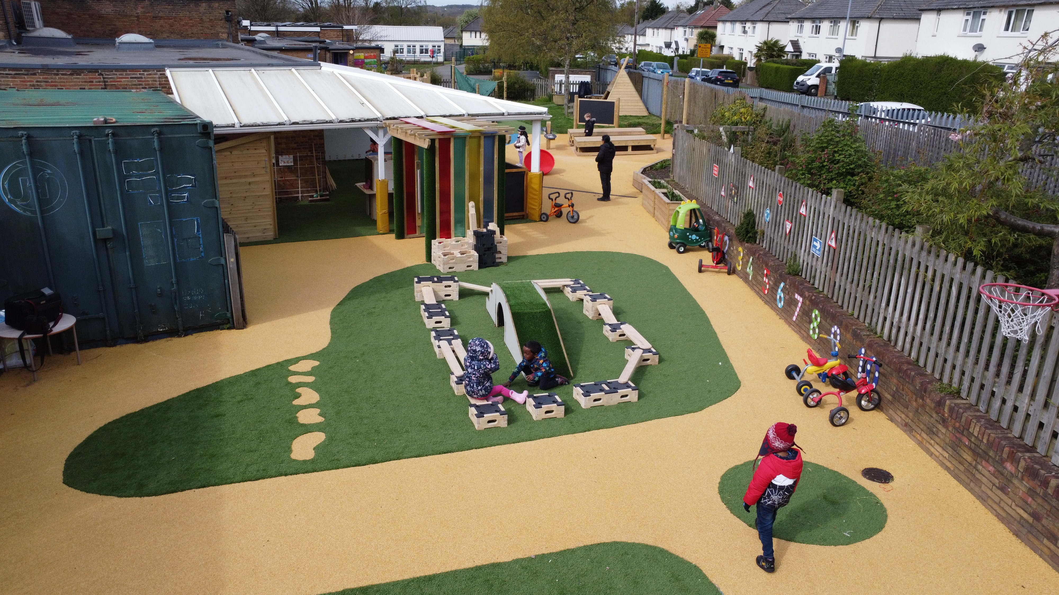 Alwoodley Primary's EYFS Play Spaces Get a Makeover! | Pentagon Play